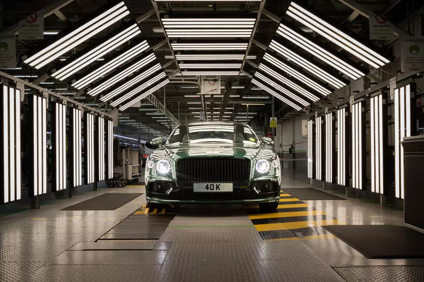 Bentley sapo ndërtoi një Bentayga shumë të veçantë 27762_9