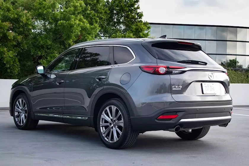 2021-2022 Mazda CX-9 Rear Angle View