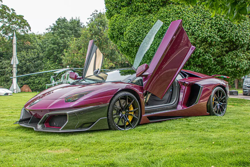 O Lamborghini Aventador único usa un kit de carrocería especial 2787_4