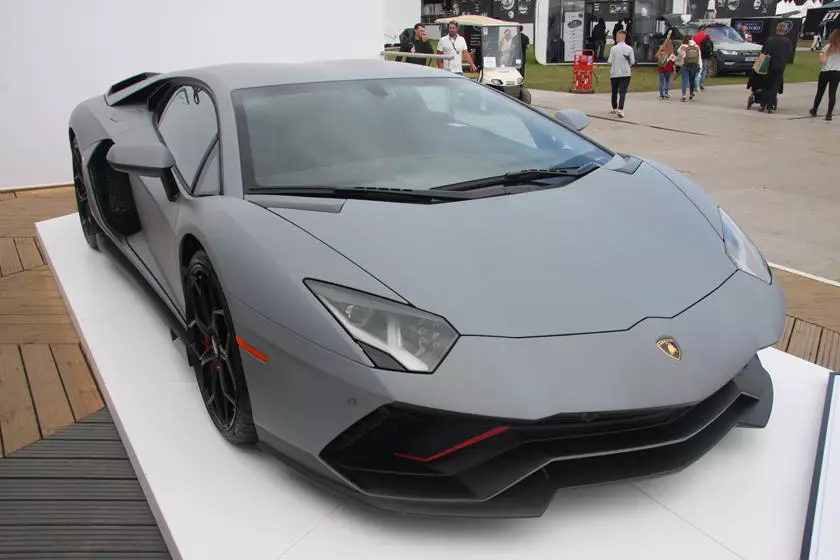 Lamborghini Aventador Ultimae ມີການເປີດຕົວ Goodwood ຂອງມັນ 2789_1