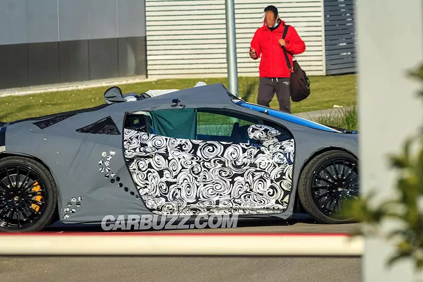 Zde je váš úplně první pohled na nástupce Lamborghini Aventador 27924_2