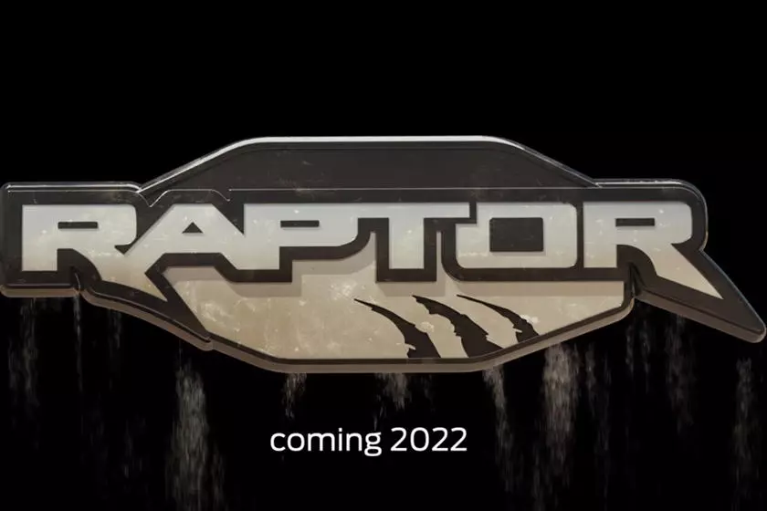 Ford confirme la date d'arrivée du Bronco Raptor avec un nouveau teaser 27998_2