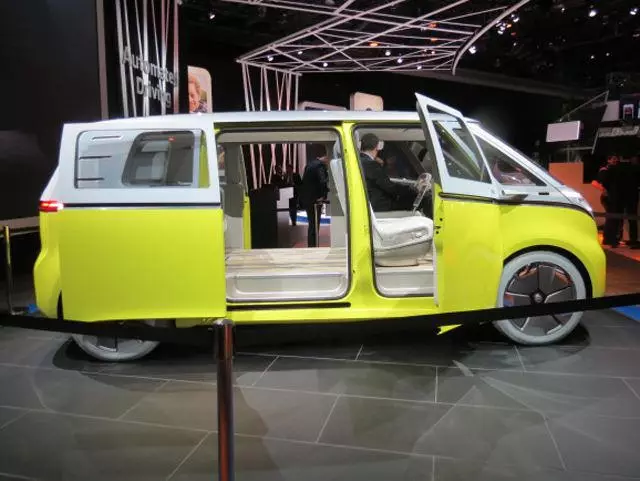 Hooray Don Hippies! Volkswagen Ya Tabbatar da Sabon Microbus 2802_1