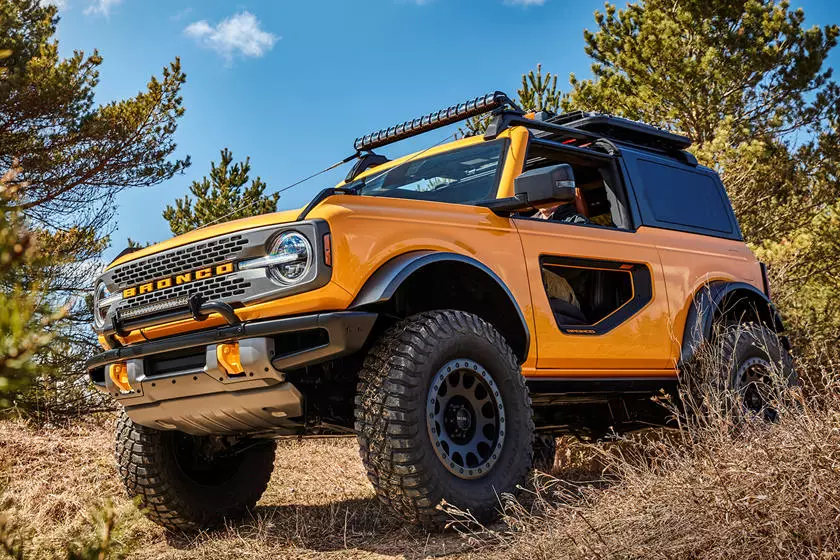 Першы выпуск Ford Bronco ужо распрададзены 28040_2