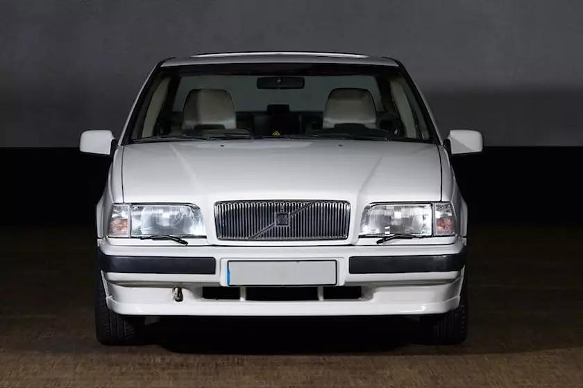 Бұл 1993 жылғы Volvo 850 седан үлкен құпияны жасырады 28138_1