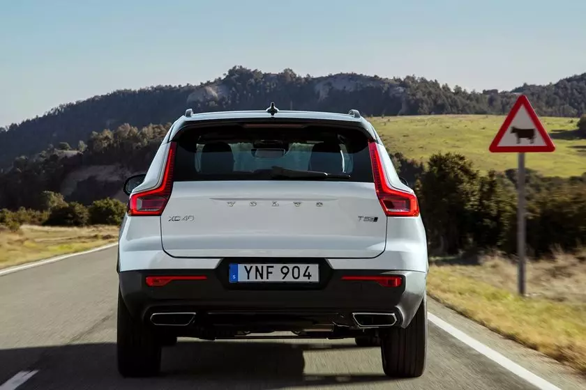 Lara Croft Tomb Raider'da Şık Yeni Volvo XC40 Kullanıyor 28149_3