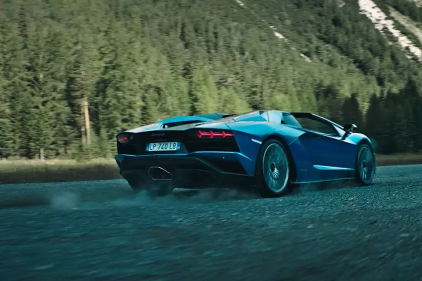 Lamborghini Aventador S Roadster Test Drive Bewäertung: Extrem Supercar Wahnsinn 28192_14