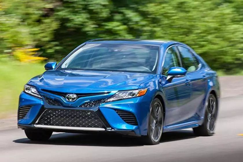 Byento ou pral kapab achte yon Toyota Camry 2018 ak plis pase 300-HP.