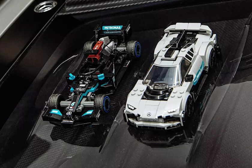 Mercedes-AMG Waxay ku biirtay 2022 Lego Speed Ururinta Champions League 28385_4