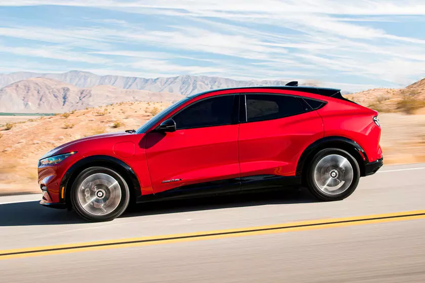 2021 Ford Mustang Mach-E තවත් ප්‍රධාන පරීක්ෂණයක් සමත් වේ 28483_2