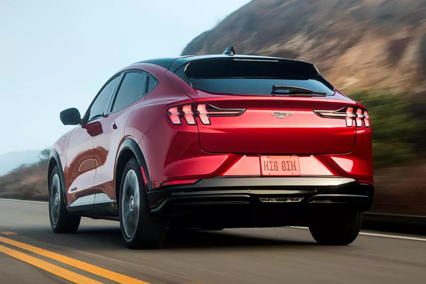 2021 Ford Mustang Mach-E තවත් ප්‍රධාන පරීක්ෂණයක් සමත් වේ 28483_3