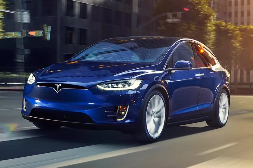 2016-2020 Tesla Model X Jazda spredu