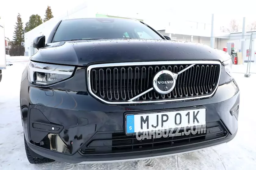 Беҳтарин фурӯшандаи навшудаи Volvo бо қариб ягон камуфляж дастгир карда шуд 28681_4