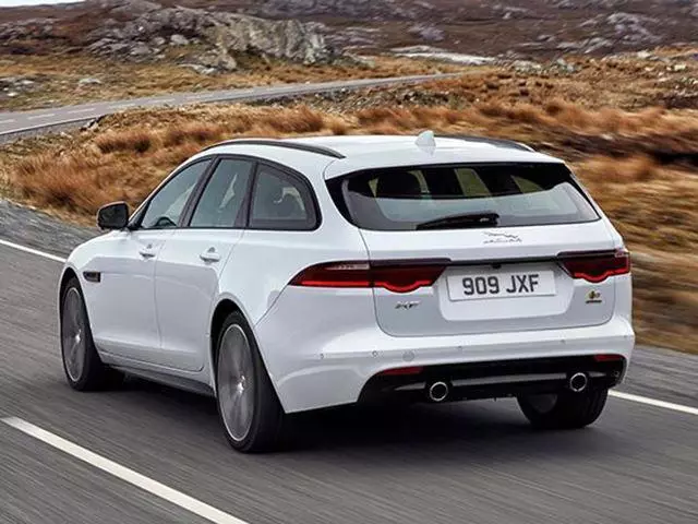 Geliň, hemmämiz bilelikde “XF Sportbrake SVR” -ni gurmak üçin “Jaguar” -dan başlalyň 2868_2