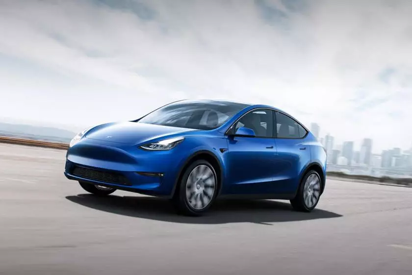 Pandangan Hadapan Model Y Tesla 2021