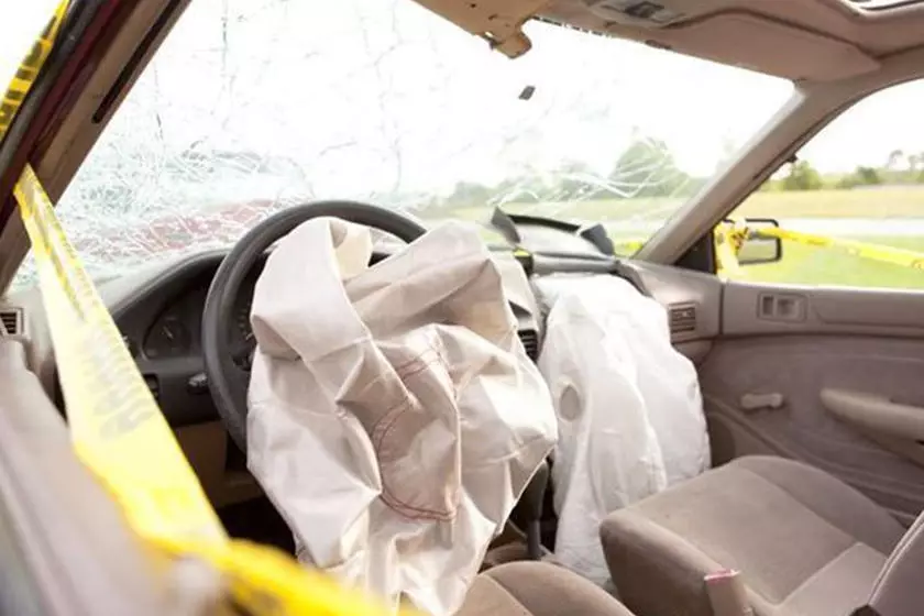 Feds กำลังตรวจสอบถุงลมนิรภัย Takata อีก 30 ล้านใบ 29125_6