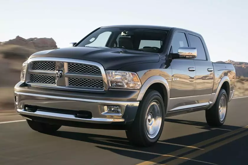 Ram Recalling 270.000 Awọn oko nla Nitori ti Salty Roads 29134_1