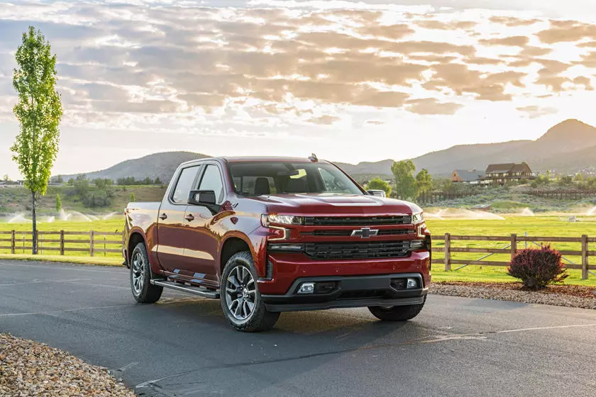 Dir kënnt endlech en Diesel-powered Silverado oder Sierra kafen 29165_1