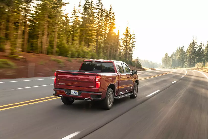 Sie können endlich einen dieselbetriebenen Silverado oder Sierra kaufen 29165_2