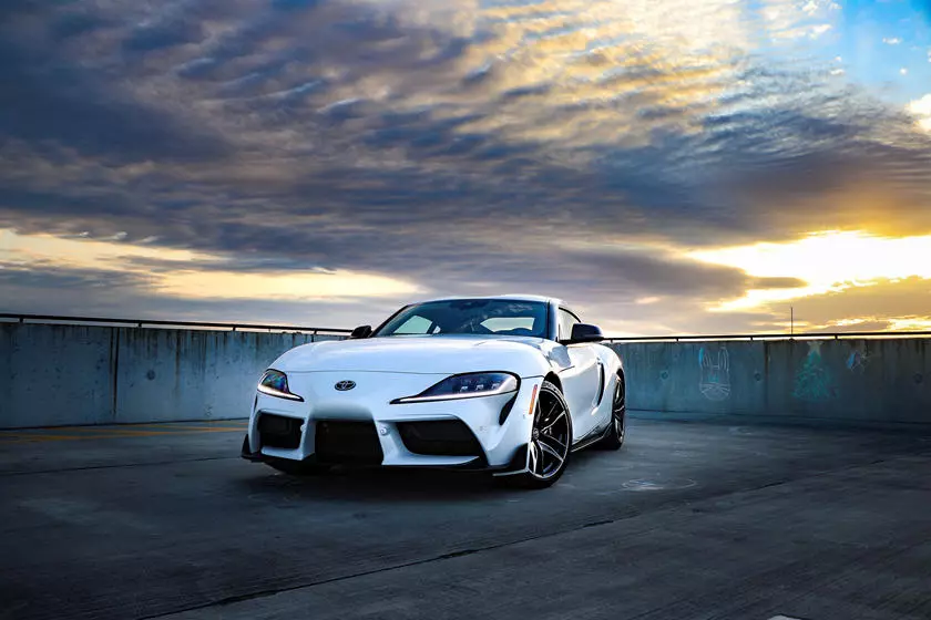 2021 Toyota Supra ფრონტალური ასპექტი