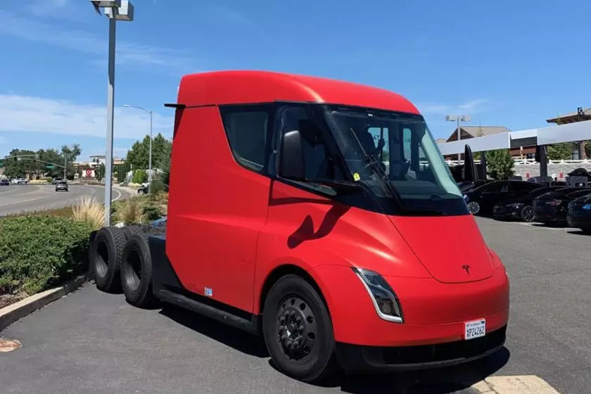 Ի՞նչ է կատարվում Tesla Semi Truck-ի հետ: 29238_6