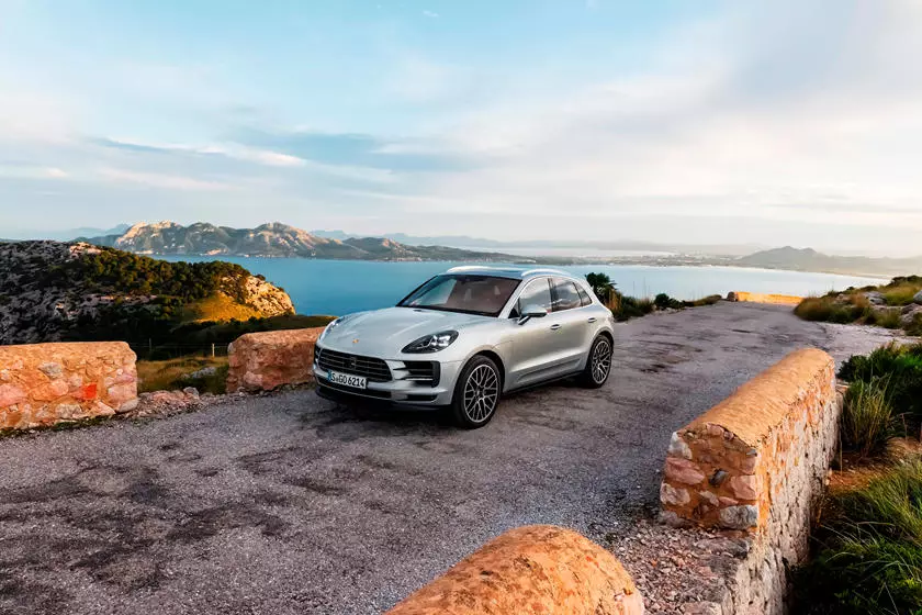 2020 Porsche Macan Turbo daha çox zərbə ilə qayıdır 29242_8