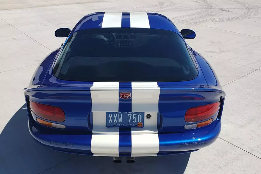 Dodge Viper GTS מושלם משנת 1996 נסע רק 37 מיילים 29254_3