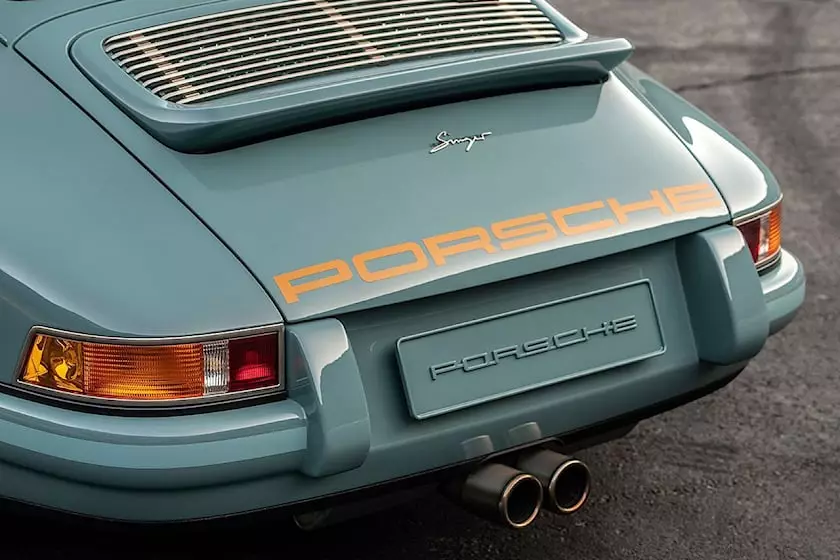 Porsche 911 ใน Hemingway Blue เป็นผลงานชิ้นเอกล่าสุดของนักร้อง 29337_8