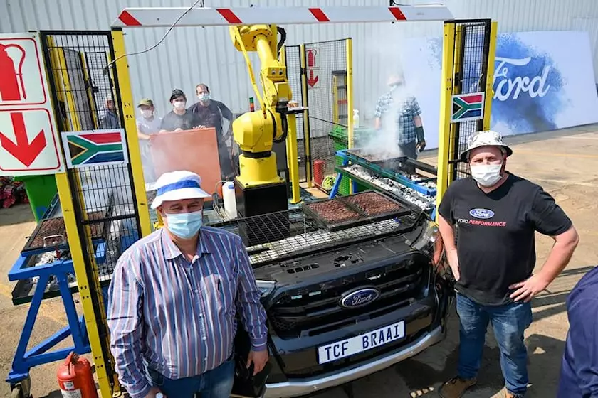 Ford inventa il robot per barbecue definitivo 29353_2