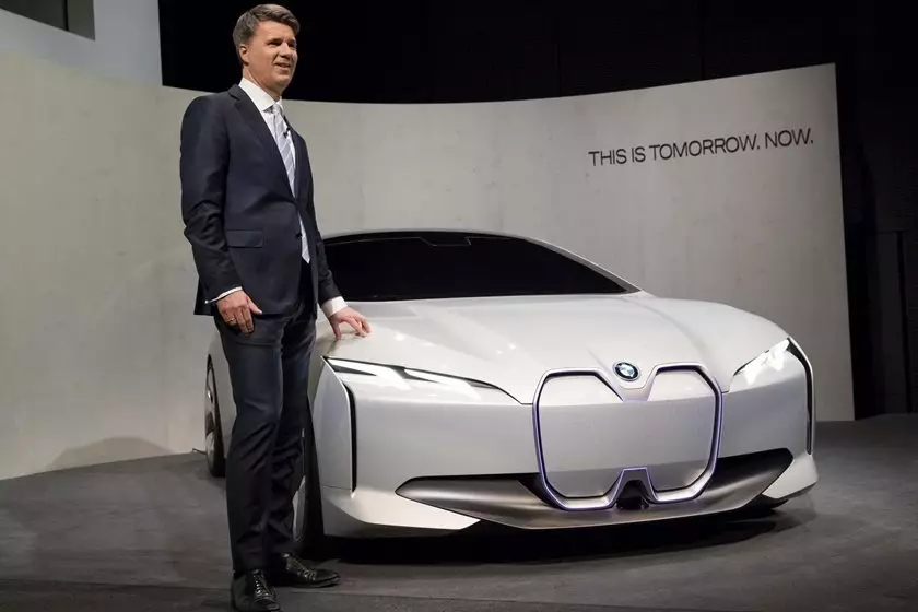 BMW lähenemine EV-dele võib Teslale kasu tuua 29408_1