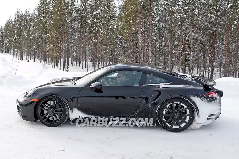 Dette kan være vår første titt på neste generasjons Porsche 911 GT3 29469_6