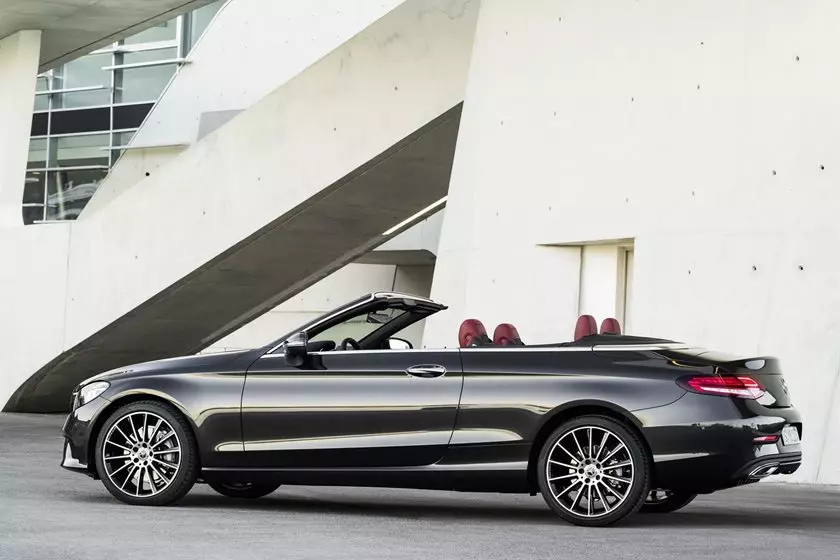 Nieuwe Mercedes C-Klasse Coupe en Cabriolet Break Cover 29561_22