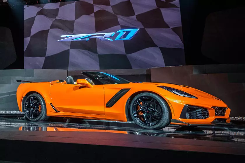 2019 Chevrolet Corvette ZR1 konvertatsiya qilinadigan yon ko'rinishi