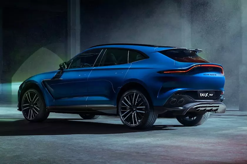 2022 Aston Martin DBX707 Arka Açı Görünümü