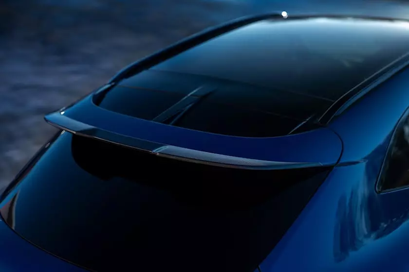 2022 Aston Martin DBX707 Spoiler