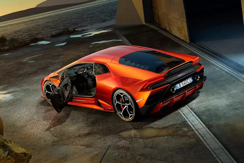 2020-2021 Lamborghini Huracan Evo Rear Angle View