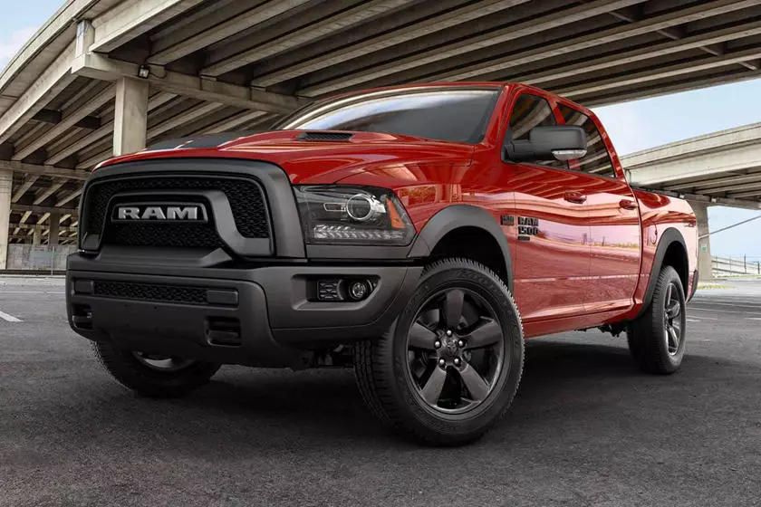 2019-2021 Ram 1500 Klasika Antaŭa Vizio