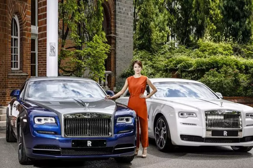 Bir martalik Rolls-Royce Ghost and Wraith Janubiy Koreya uchun yaratilgan