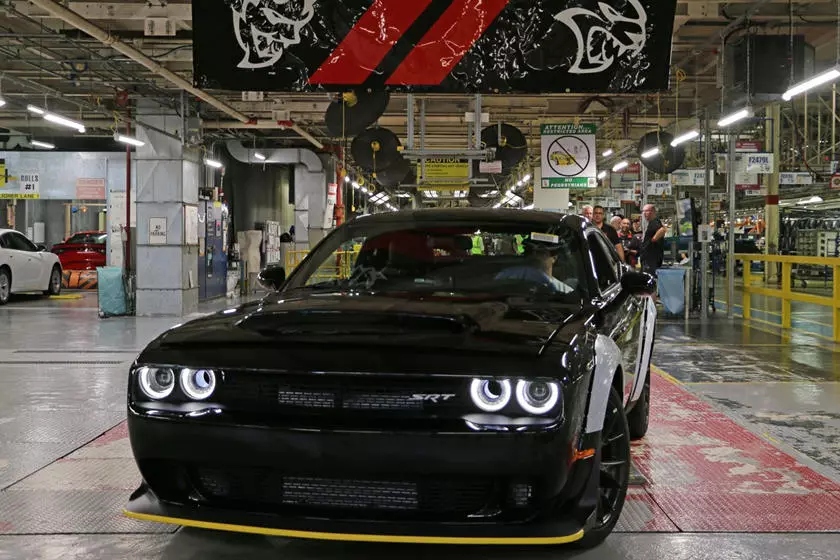 Dodge зарядлагычка һәм Челленджерга бәхәсле үзгәрешләр кертә 30054_6