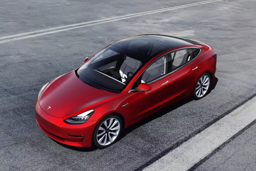 2017-2021 Tesla Model 3 Öňki burç görnüşi