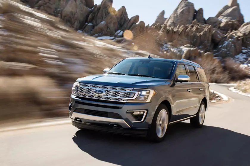 2018-2020 Ford Expedition Max Front View Driving