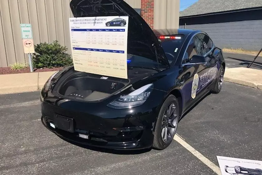 Policías de Indiana abandonan Dodge Chargers para Tesla Model 3s 30298_5