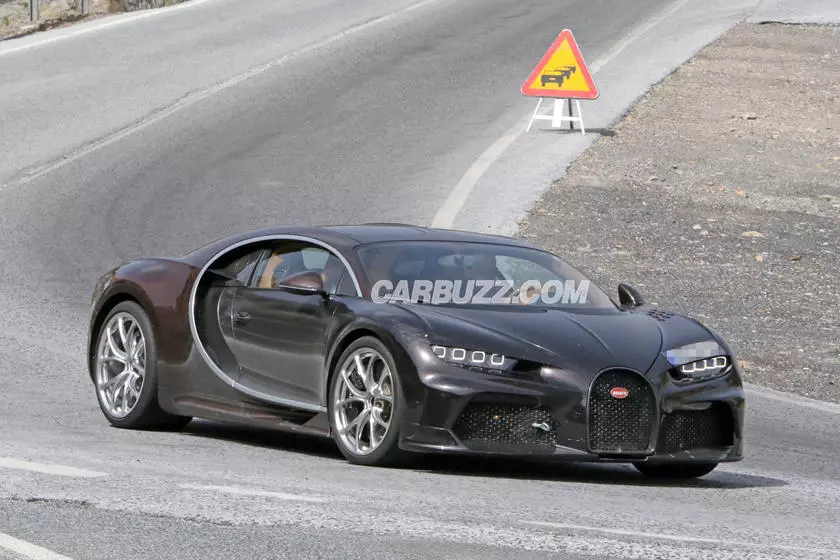 Paslaptingas „Bugatti Chiron“ pasižymi unikaliu stiliumi 30318_1