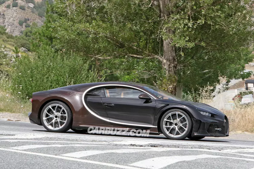 Paslaptingas „Bugatti Chiron“ pasižymi unikaliu stiliumi 30318_2