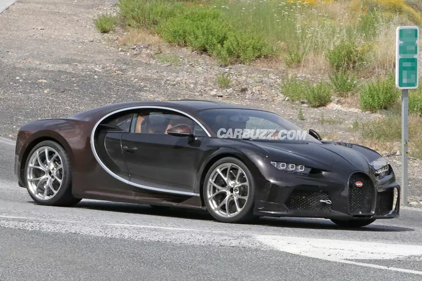 ຄວາມລຶກລັບ Bugatti Chiron spied ກັບຄໍເຕົ້າໄຂ່ທີ່ເປັນເອກະລັກ 30318_6