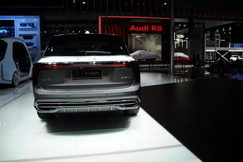 O novo EV de China parece o fillo amoroso de Rolls-Royce e Tesla 30582_8