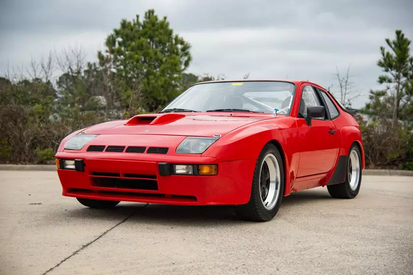 Porsche 924 ki gen 40 ane vann pou plis pase yon nouvo 911 GT3. 30638_1