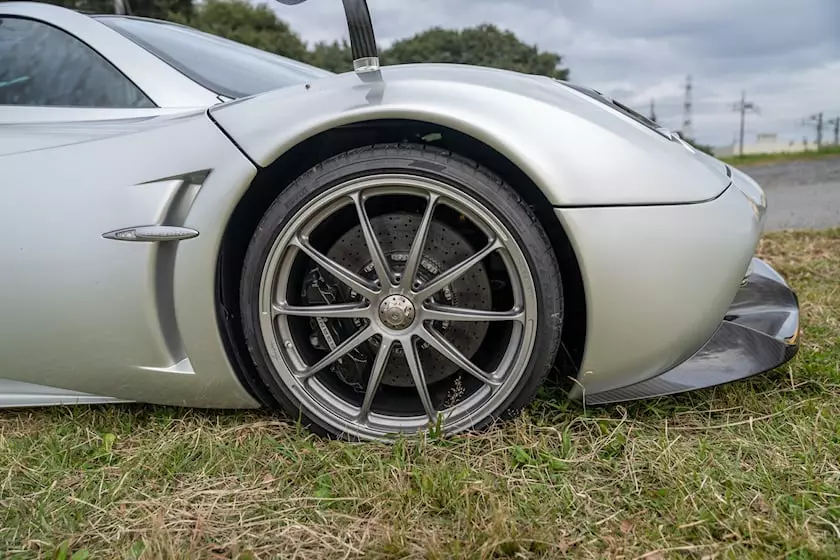 Ultra-zeldzame Pagani Huayra te koop met $ 180.000 optie 30657_6