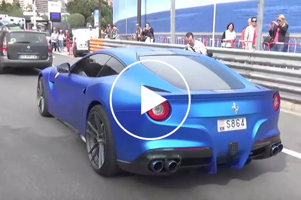 Ferrari F12 Biru Dengan Knalpot Armytrix Meneror Monaco Dengan Brutal Revs