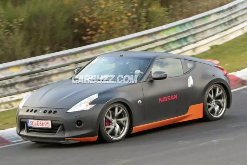 Nissan 370Z լրտեսական կրակոցներ